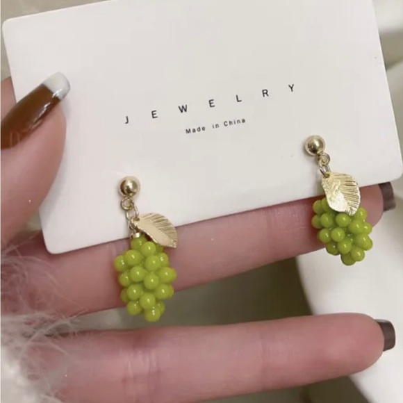 Fashion Boutique | Jewelry | New Delicate Greengold Pearl Grape W Leaf ...